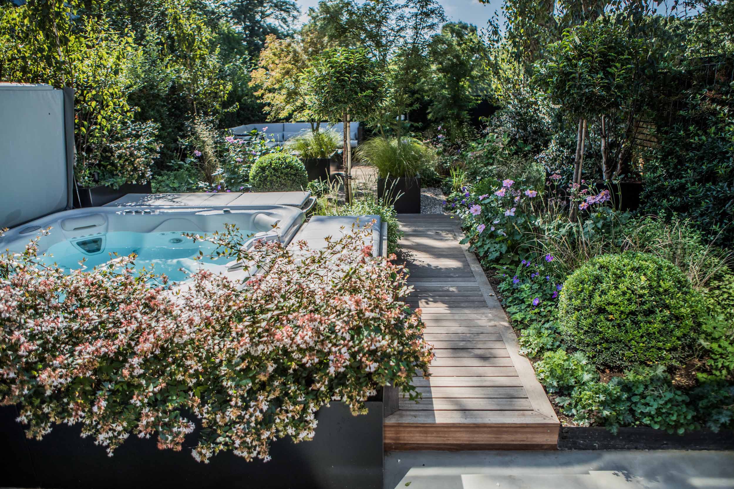 Garden Designer Guildford Surrey Landscape Contractor Design