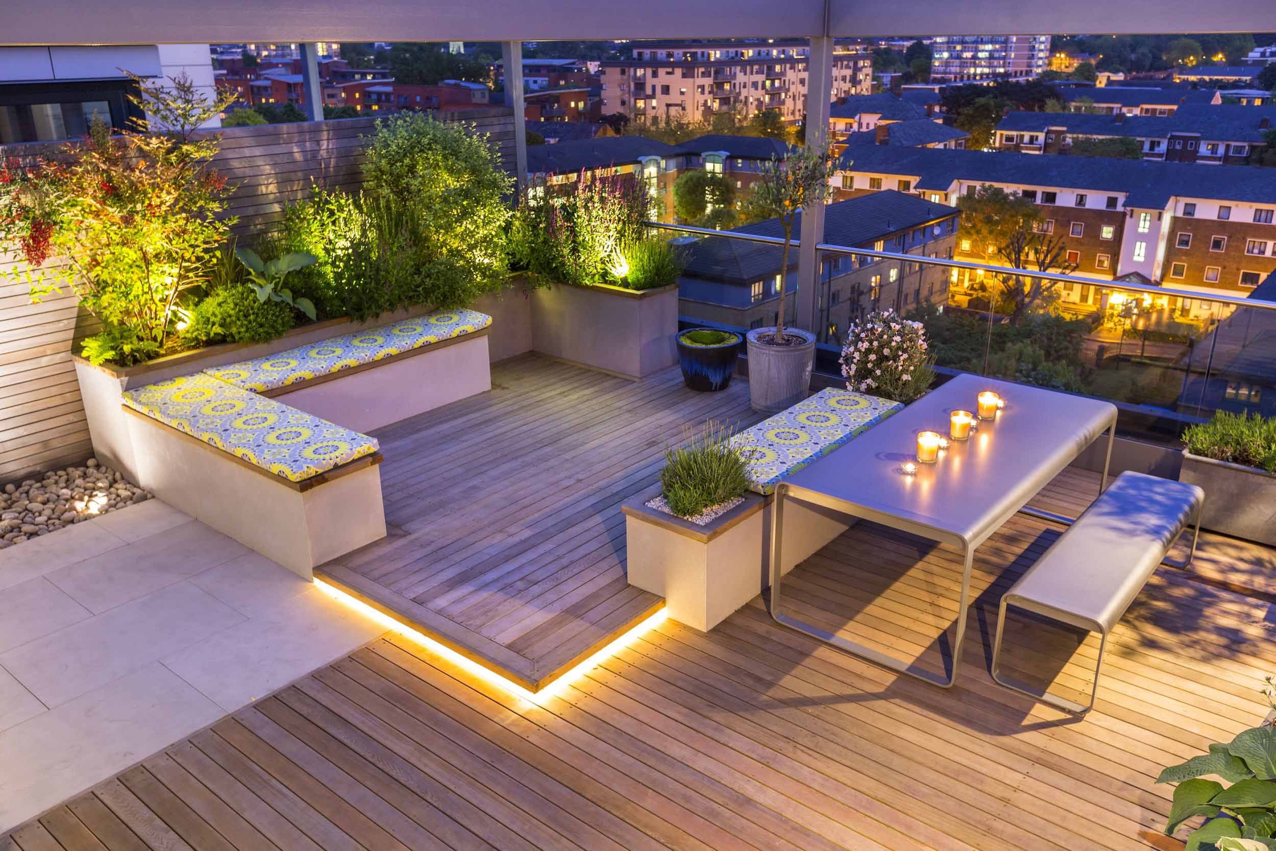 Apartment Roof Terrace Designs This Roof Deck Is A Master Class In