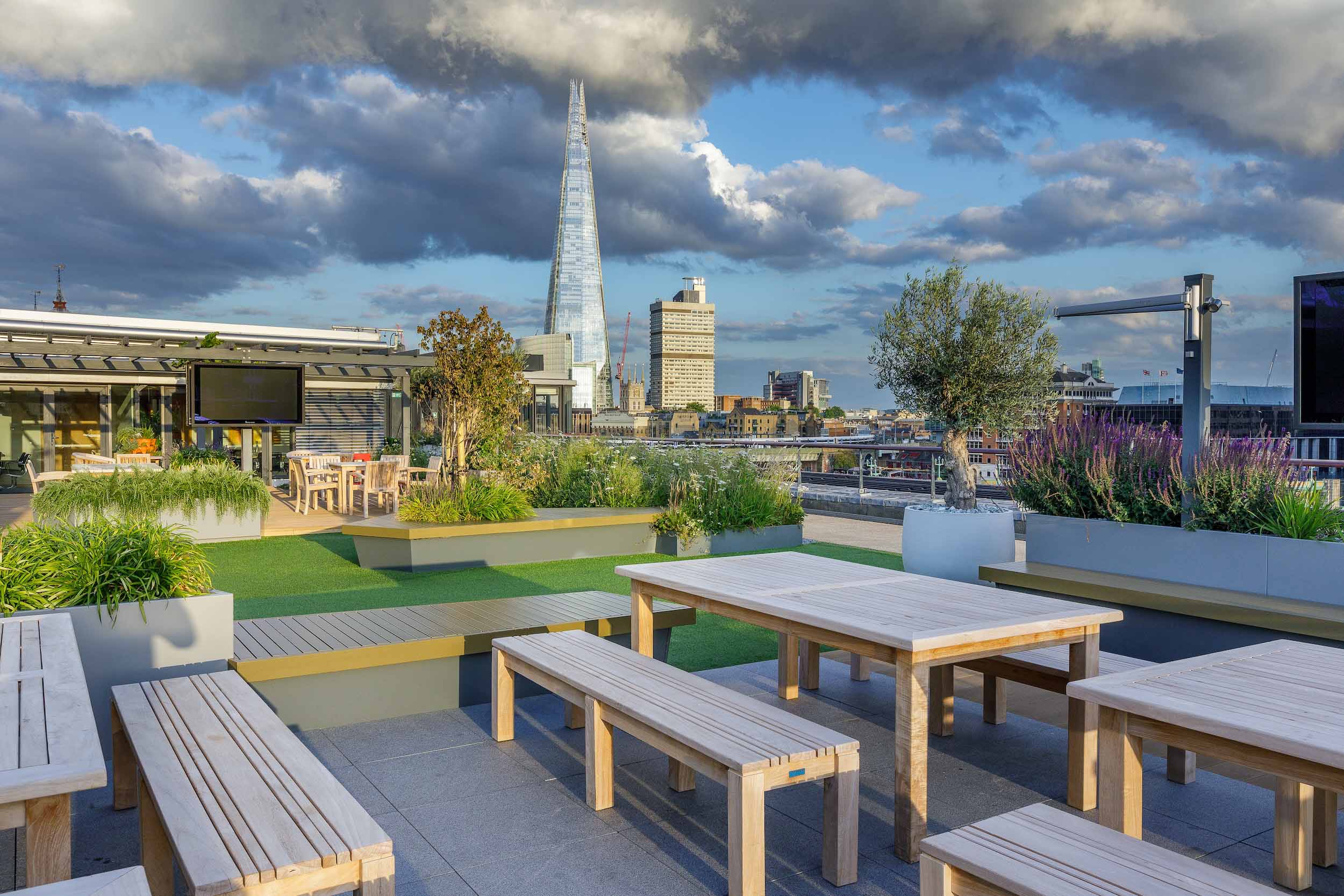 Large London Commercial Garden Roof Terrace Design Contractor