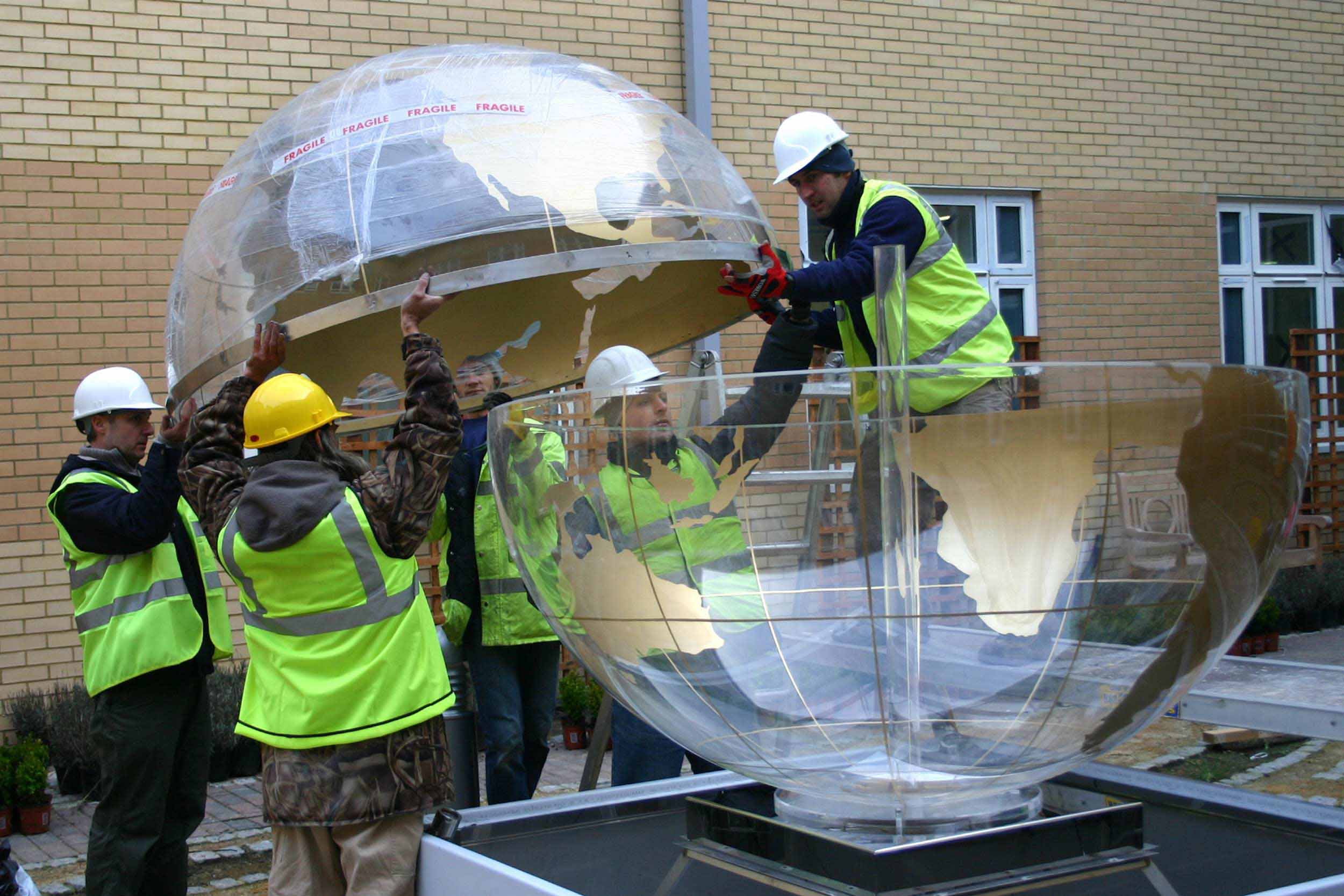 Garden Design Sphere Water Feature courtyard London Hospital