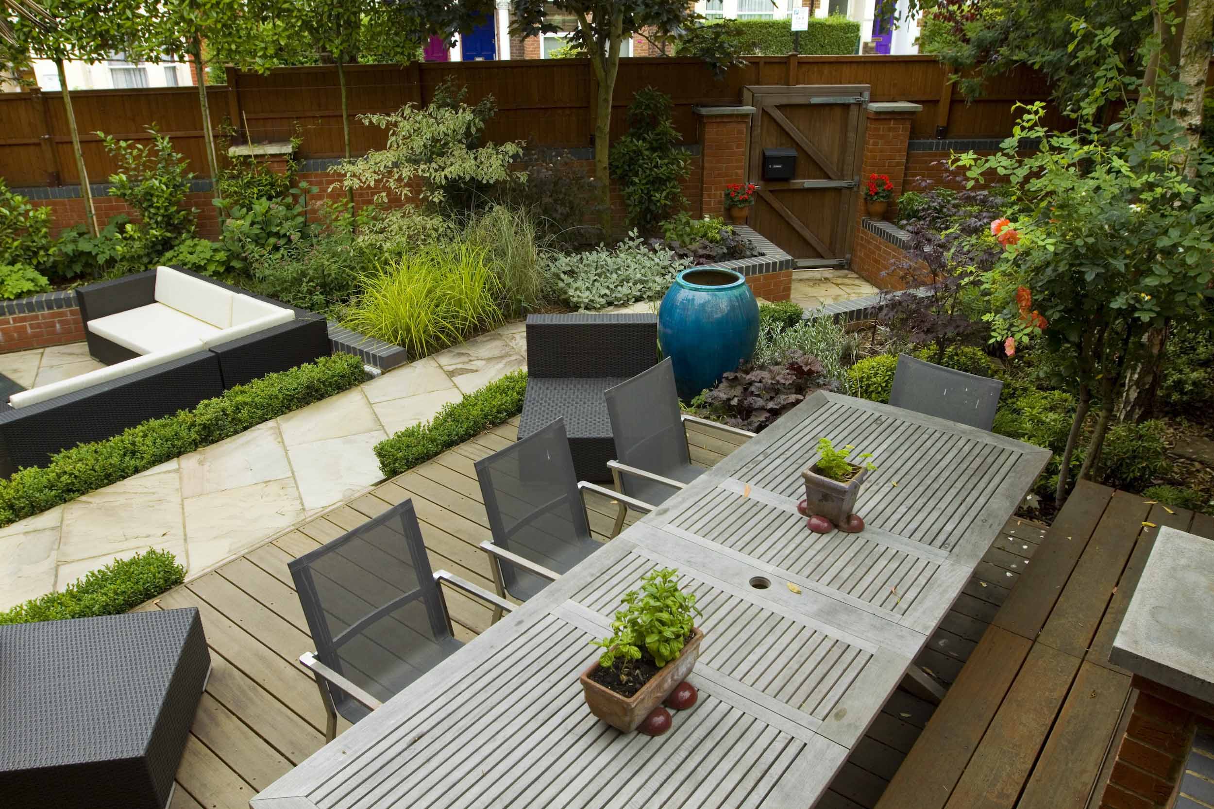 Large Paved Garden Terrace Sunken Paved Area Timber Decking