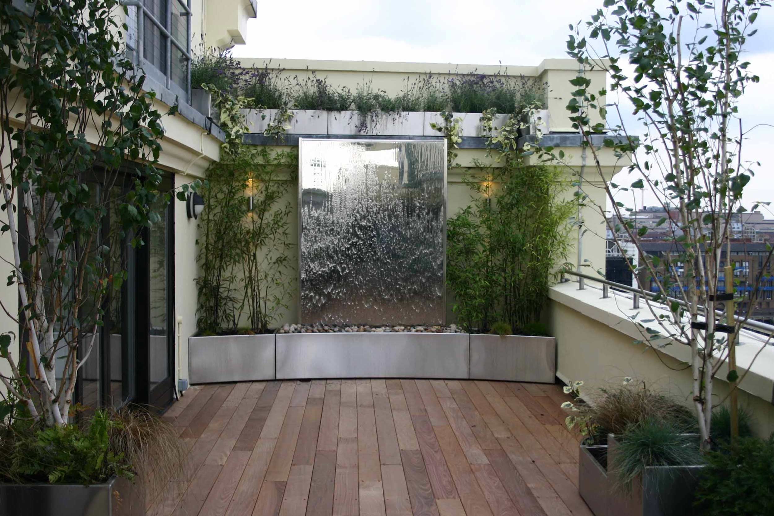 Tower Bridge roof terrace design view over Thames Bridge London